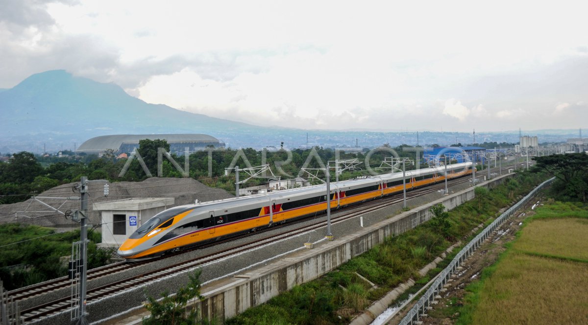UJI COBA OPERASIONAL KERETA CEPAT JAKARTA-BANDUNG | ANTARA Foto