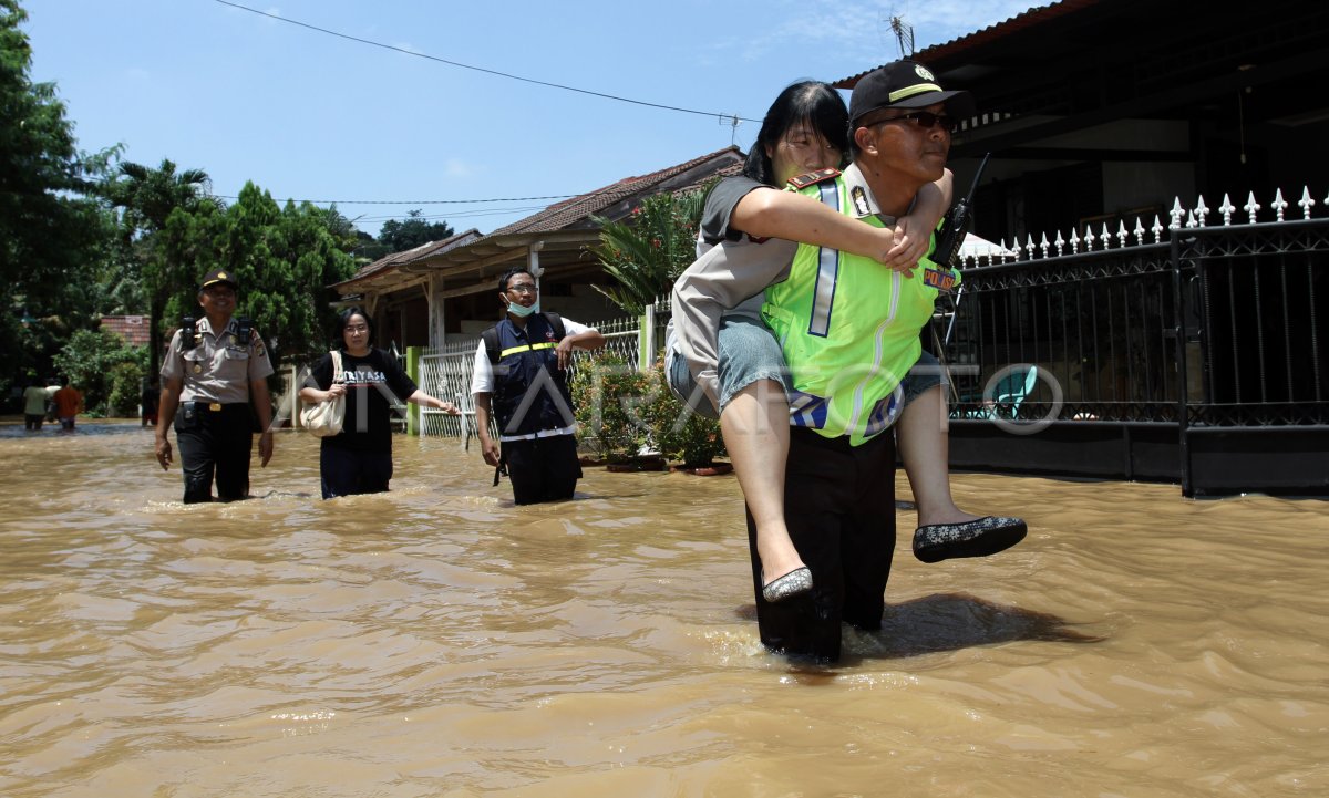 BANJIR KIRIMAN | ANTARA Foto