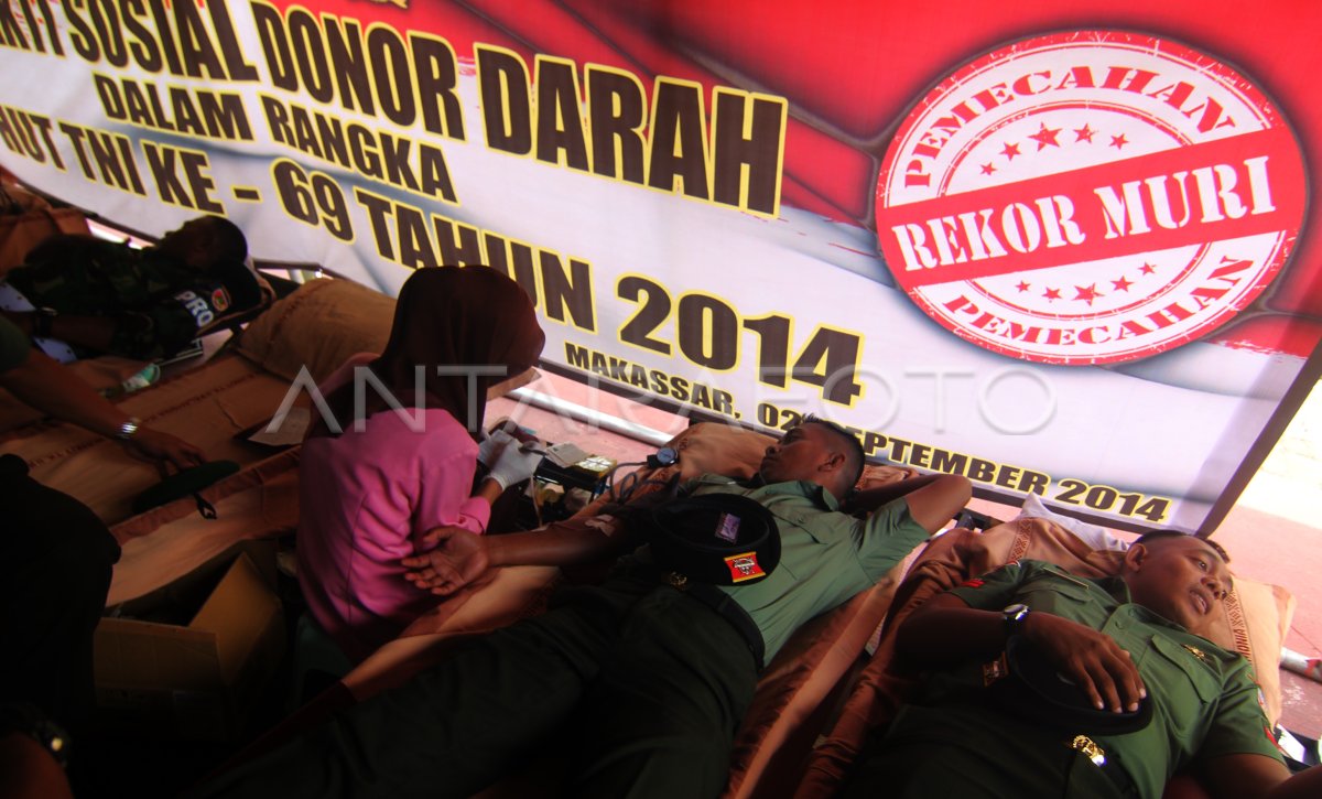 DONOR DARAH TNI | ANTARA Foto