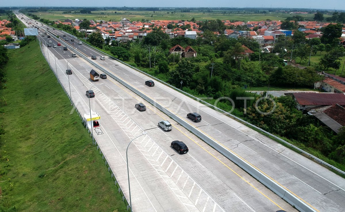 Arus balik jalan tol pejagan pemalang meningkat | ANTARA Foto