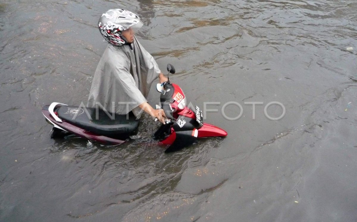 BANJIR SEMARANG | ANTARA Foto