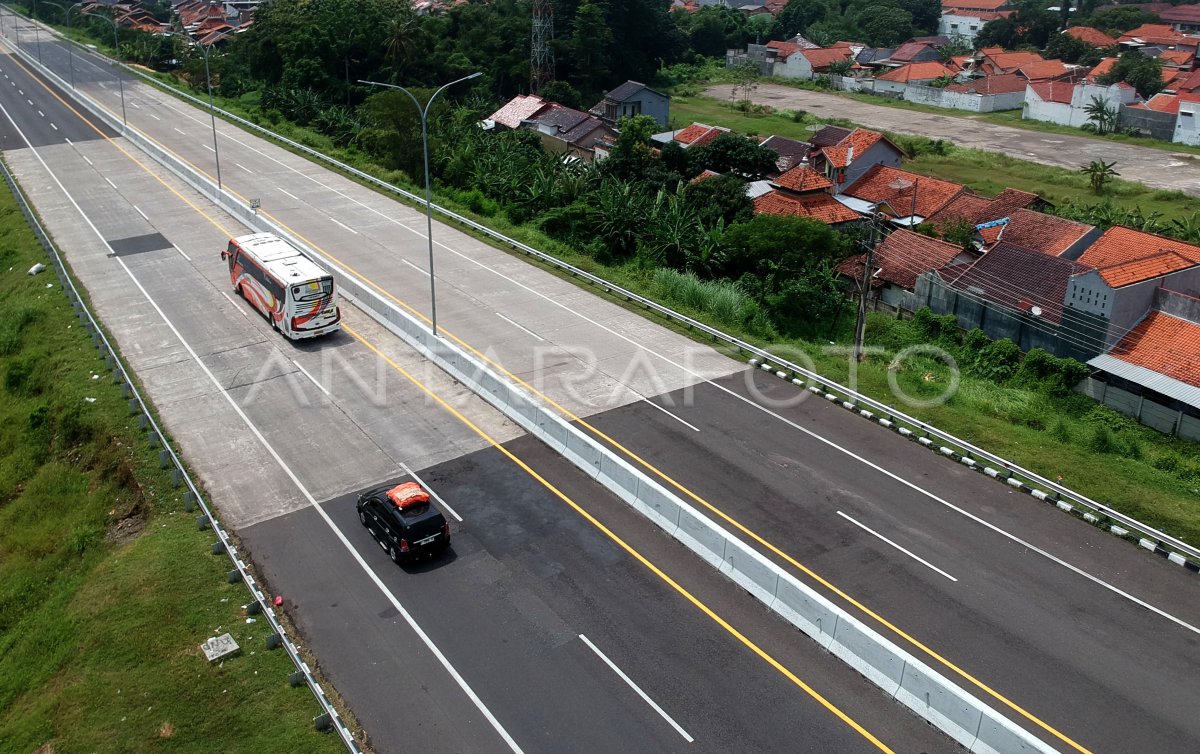 Jalan tol Pejagan-Pemalang masih lengang | ANTARA Foto