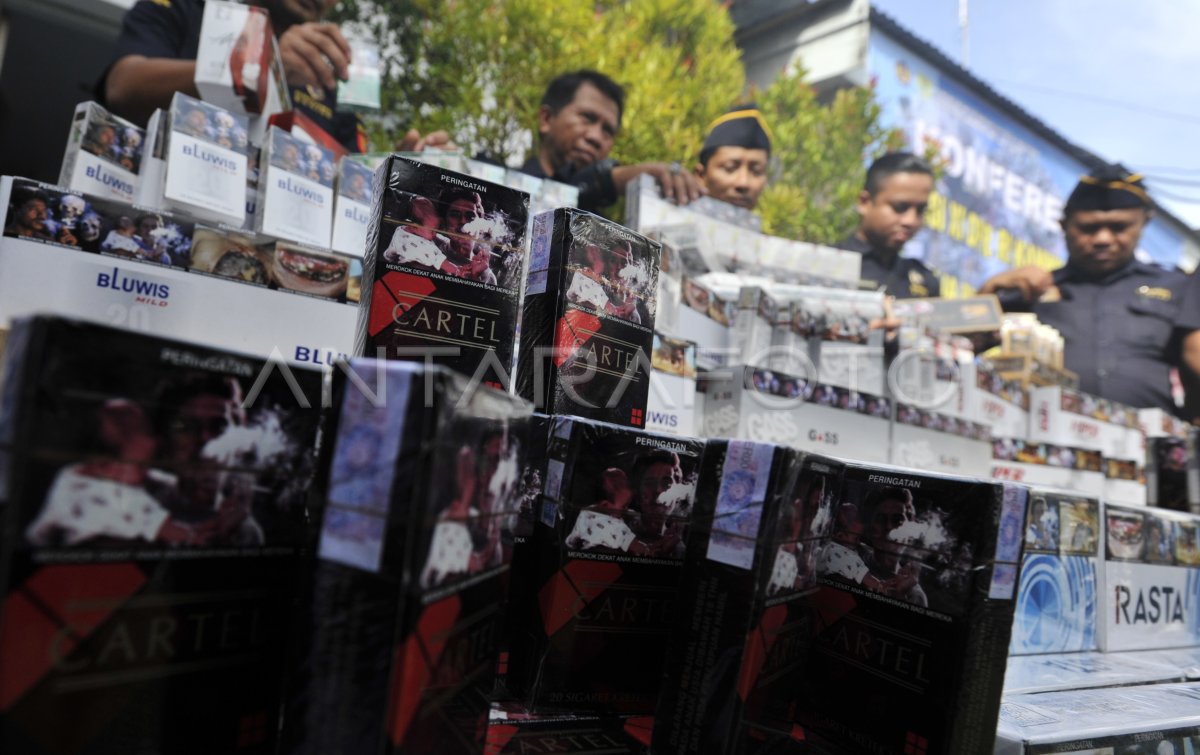 PEMUSNAHAN BARANG ILEGAL | ANTARA Foto