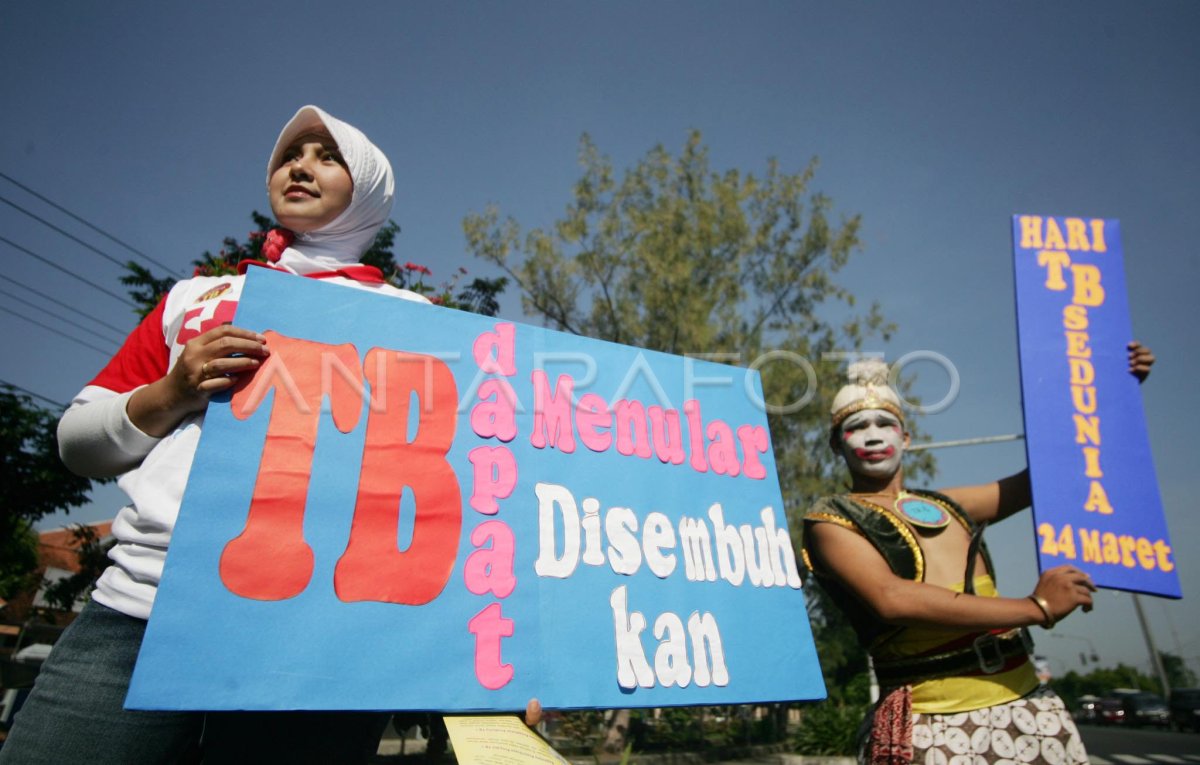 PERINGATAN HARI TB. | ANTARA Foto
