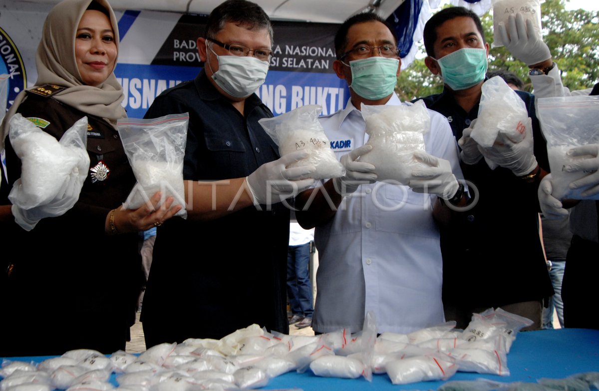 PEMUSNAHAN BARANG BUKTI NARKOBA | ANTARA Foto