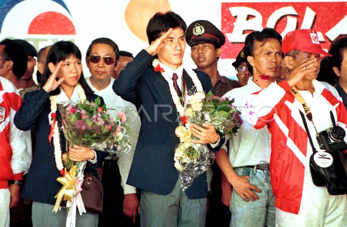 PENYAMBUTAN ATLET PERAIH MEDALI EMAS OLIMPIADE BARCELONA | ANTARA Foto