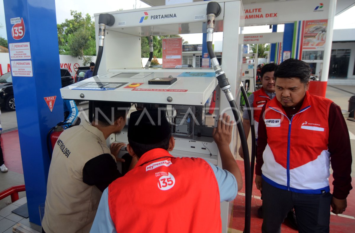 Uji tera isi BBM di SPBU Tegal | ANTARA Foto