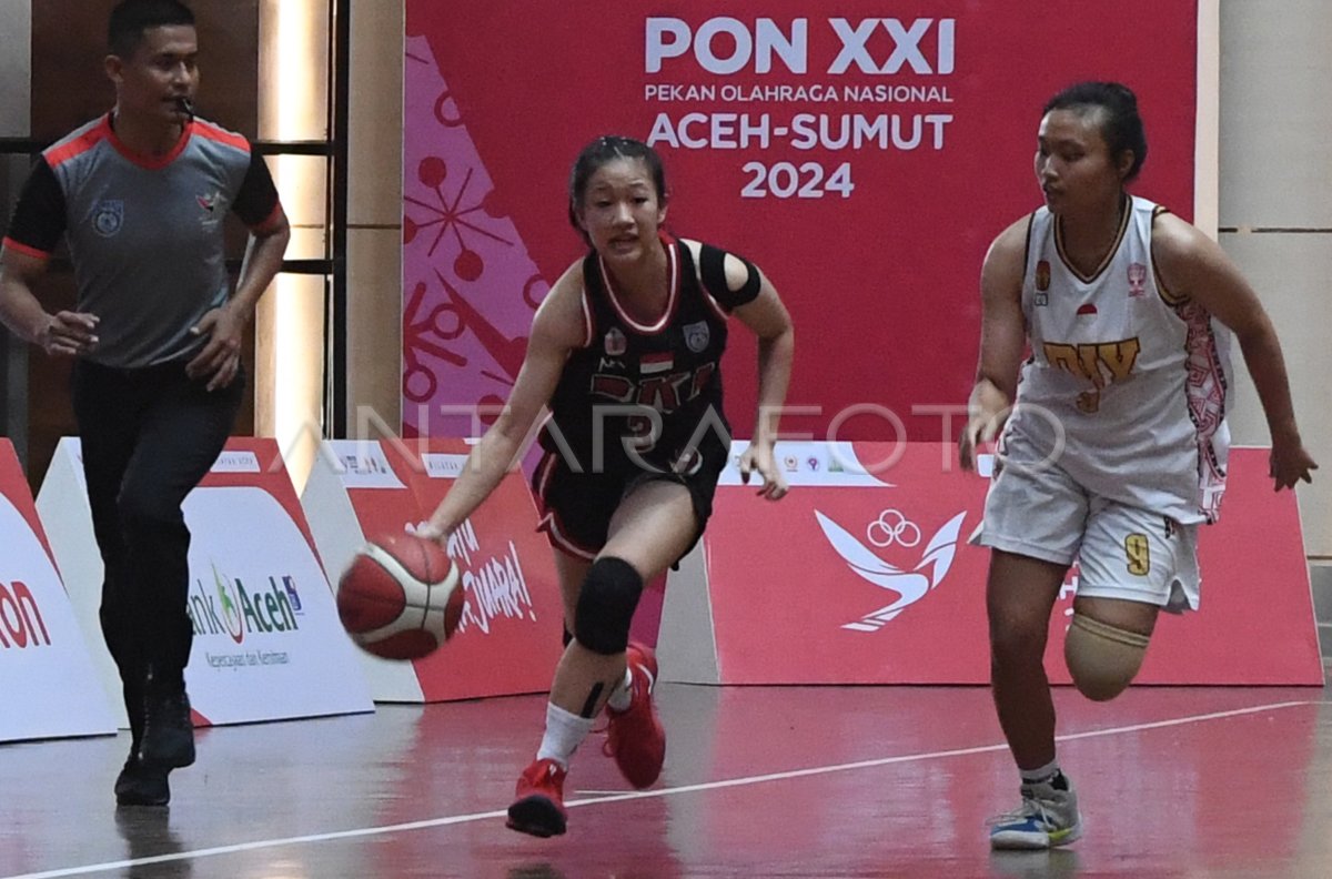 PON XXI Aceh-Sumut: Tim basket putri Jakarta kalahkan Yogyakarta | ANTARA Foto