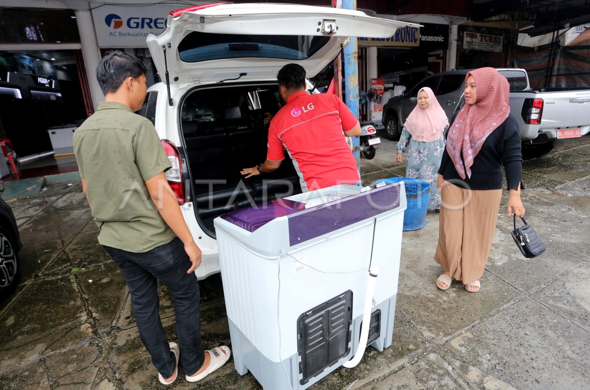 Penjualan barang elektronik jelang akhir tahun meningkat | ANTARA Foto