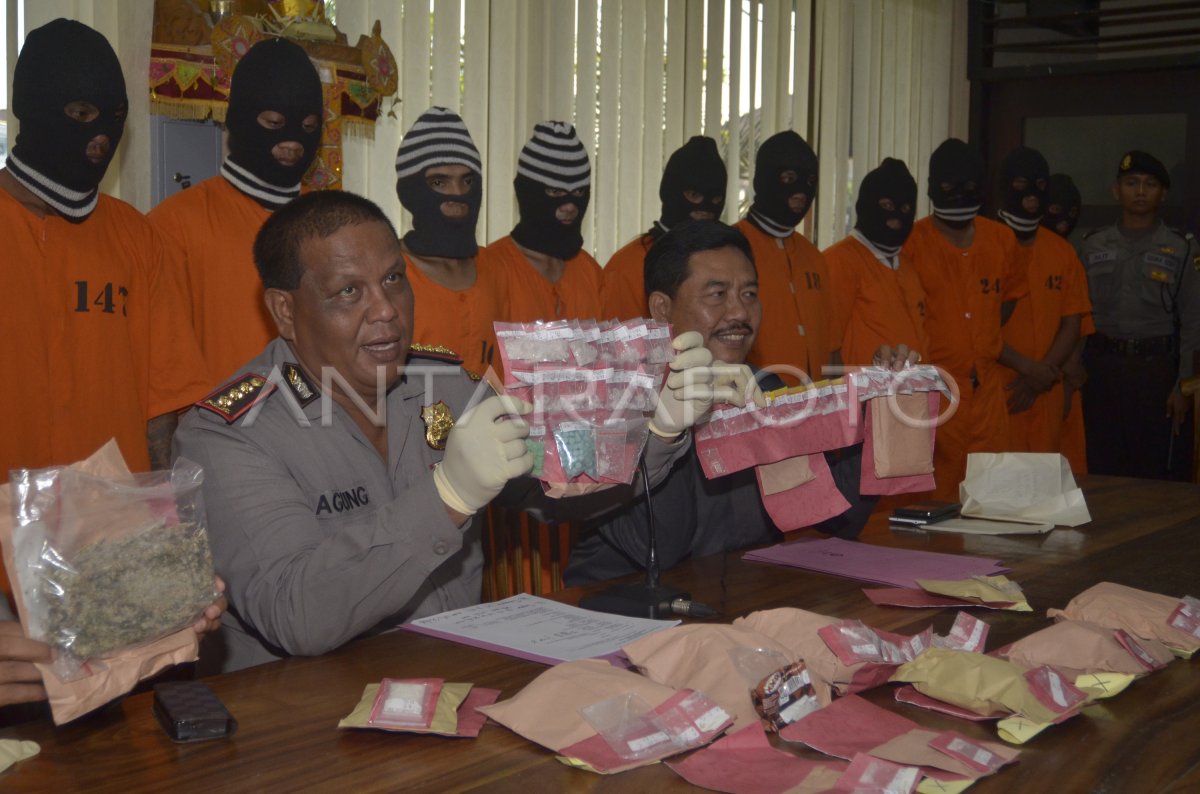 PENANGKAPAN JARINGAN NARKOBA BALI | ANTARA Foto