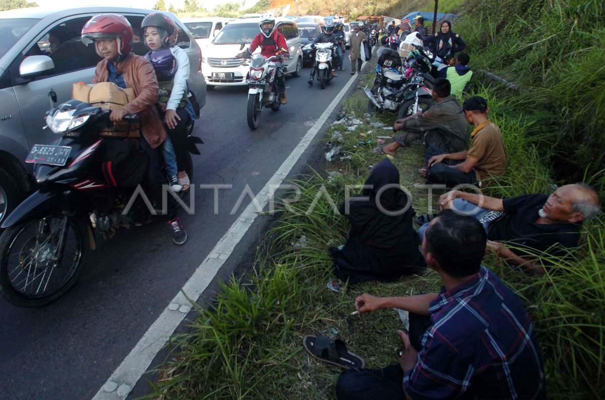 ARUS BALIK LINGKAR GENTONG | ANTARA Foto