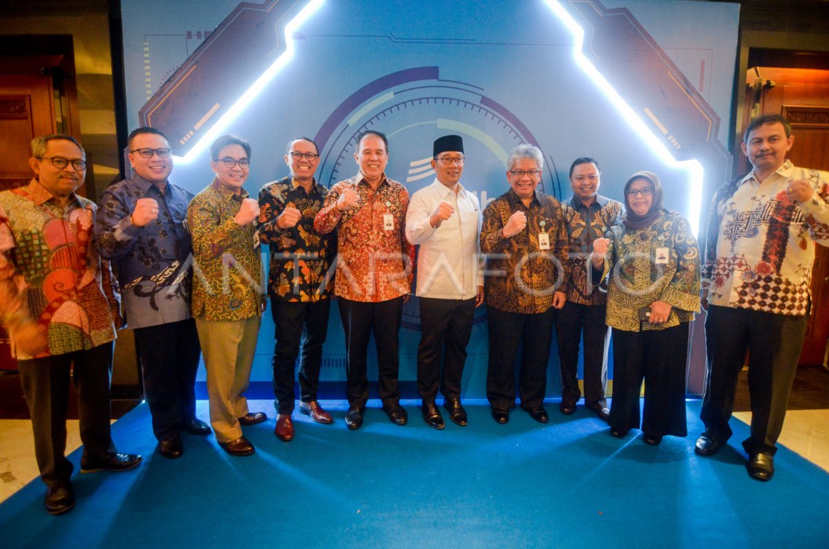 CAPAIAN KINERJA BANK BJB SEMESTER PERTAMA | ANTARA Foto