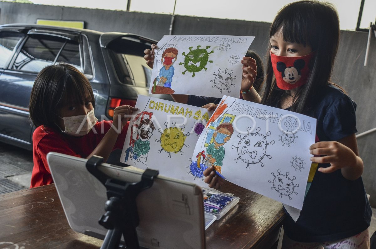 MENGISI LIBUR NATAL DAN TAHUN BARU DI RUMAH | ANTARA Foto