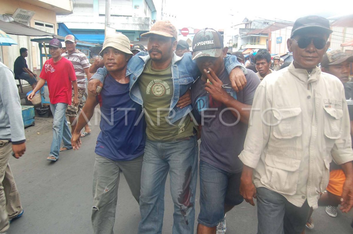 BUS ACCIÓN UI | ANTARA Foto