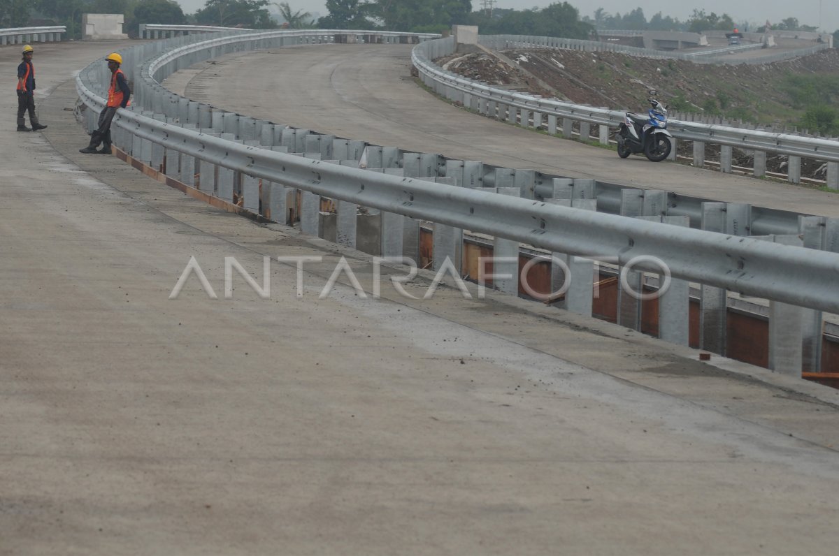 Persiapan jalan tol fungsional ruas Klaten-Prambanan | ANTARA Foto Persiapan jalan tol fungsional ruas Klaten-Prambanan | ANTARA Foto