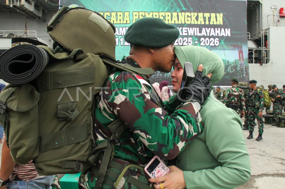 Pemberangkatan Satgas Pamtas RI-Papua Nugini | ANTARA Foto