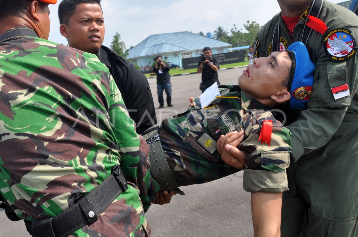 TENTARA MALAYSIA PINGSAN | ANTARA Foto