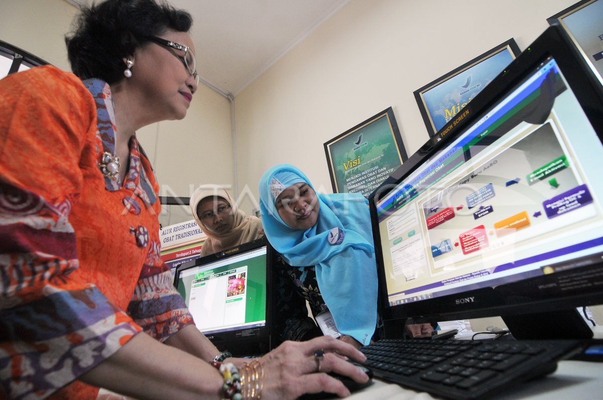 BPOM TINGKATKAN PELAYANAN PUBLIK | ANTARA Foto