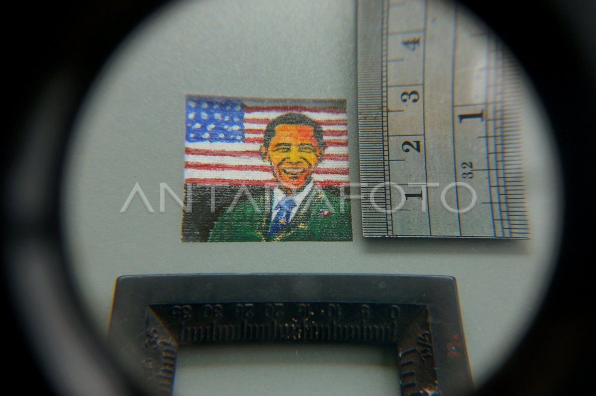 LUKISAN BARACK OBAMA MINI | ANTARA Foto