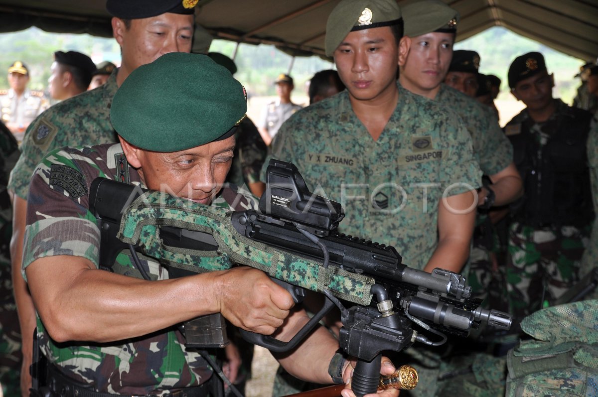 LATIHAN MILITER INDONESIA SINGAPURA | ANTARA Foto