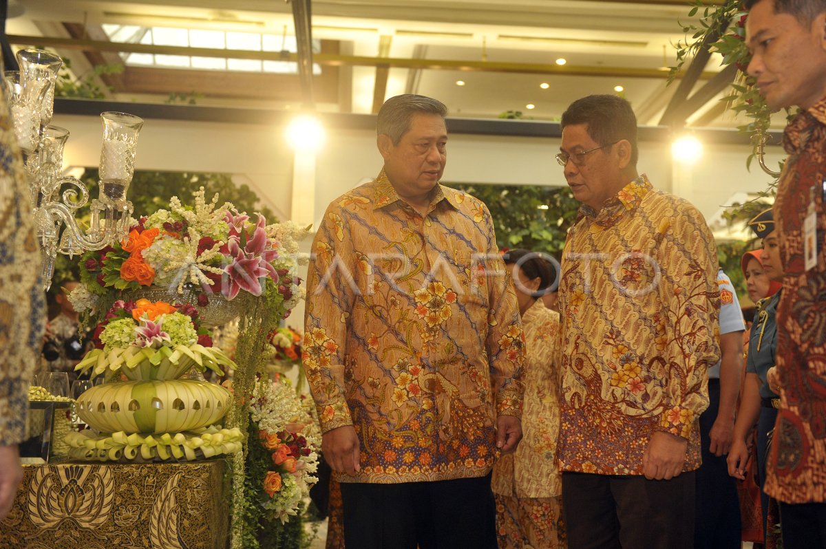 TITLE BATIK NUSANTARA | ANTARA Foto TITLE BATIK NUSANTARA | ANTARA Foto