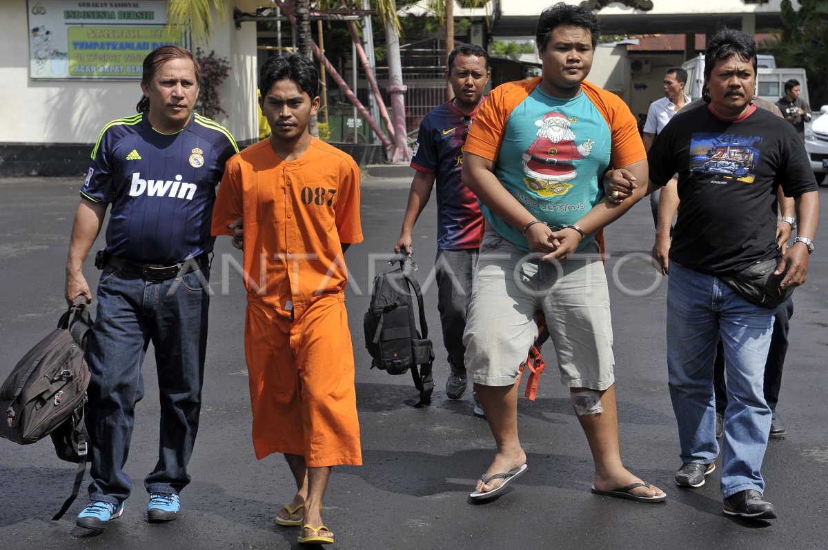 PENJAHAT SPESIALIS WNA | ANTARA Foto PENJAHAT SPESIALIS WNA | ANTARA Foto