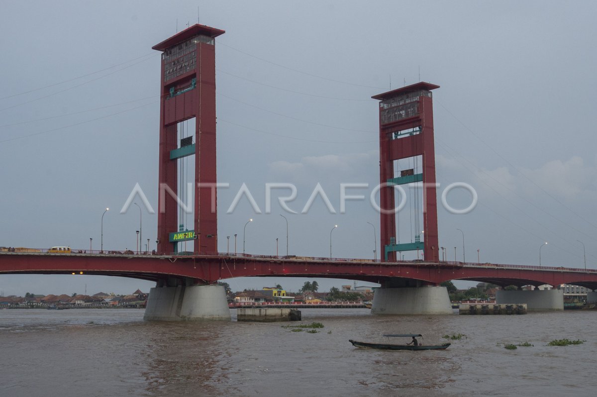 JEMBATAN AMPERA PALEMBANG | ANTARA Foto