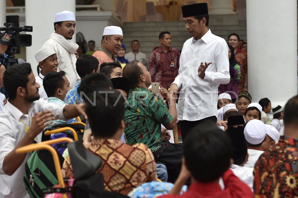 PRESIDEN BUKA PUASA BERSAMA ANAK YATIM | ANTARA Foto