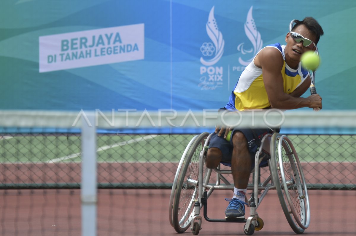 LATIHAN CABOR TENIS LAPANGAN KURSI RODA | ANTARA Foto