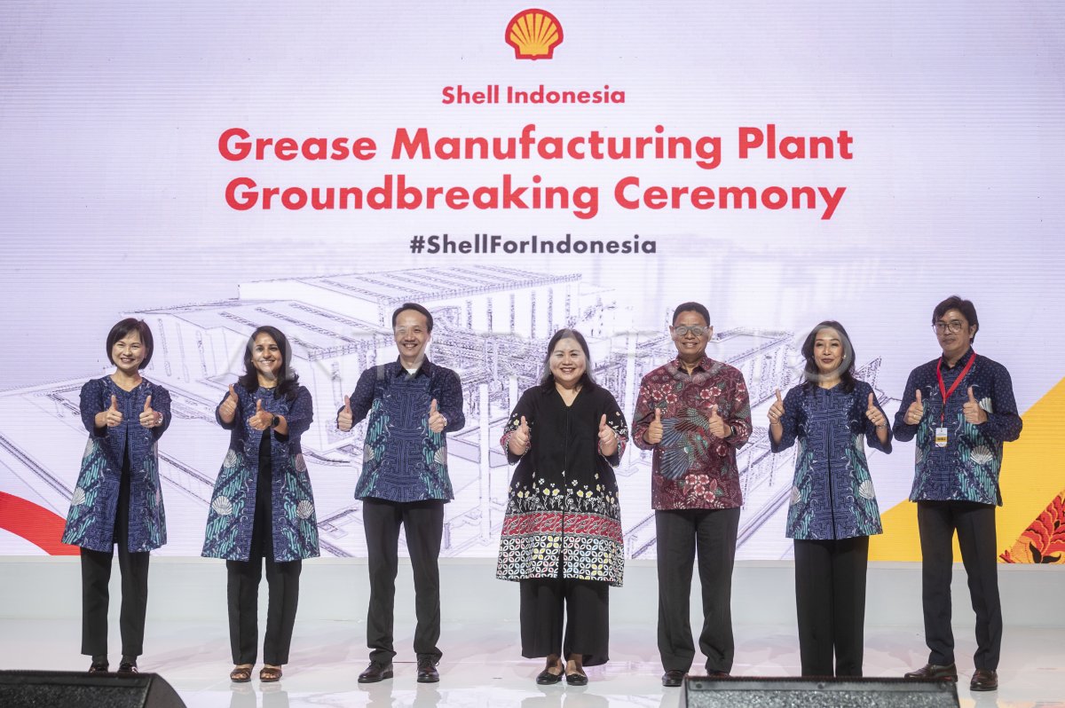 Shell Indonesia wake up fat manufacturing plant | ANTARA Foto Shell Indonesia wake up fat manufacturing plant | ANTARA Foto