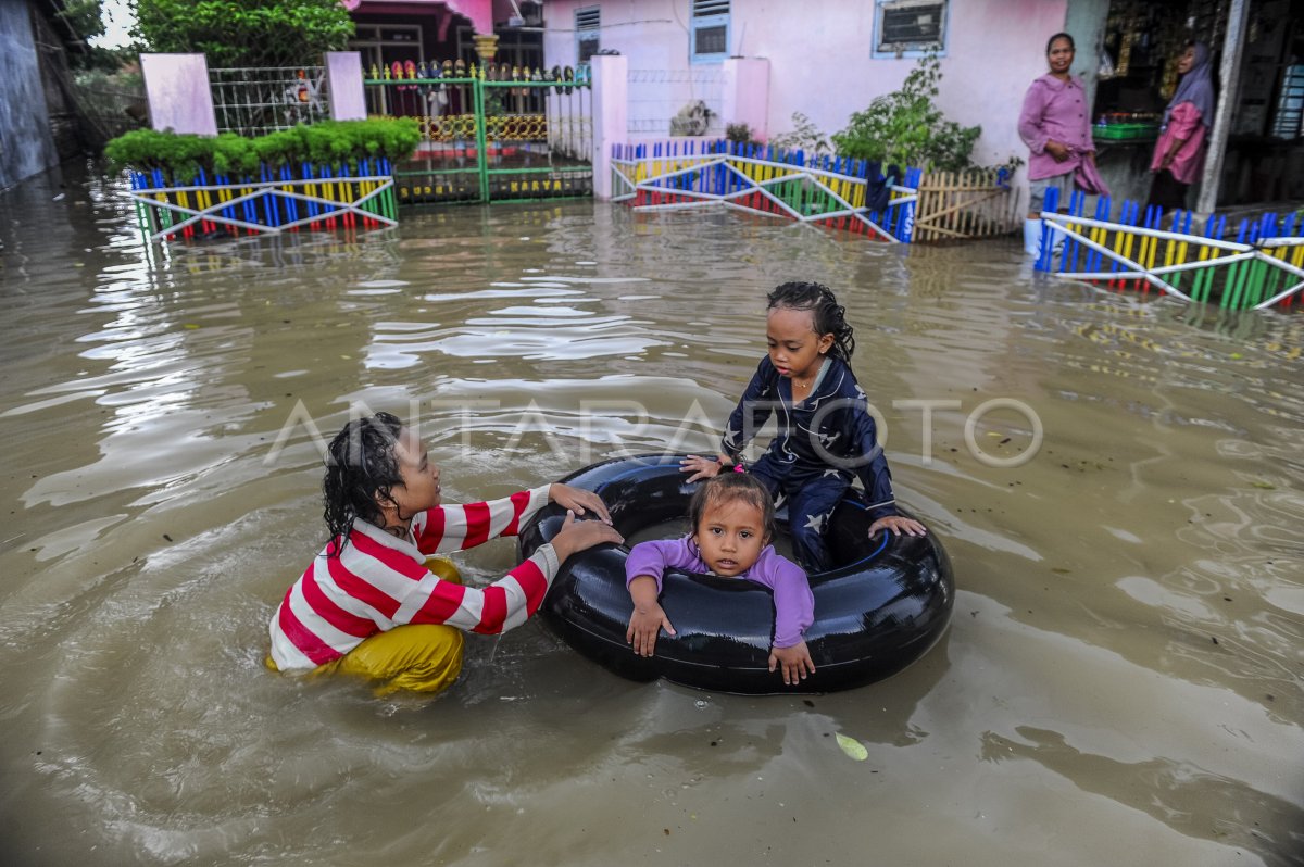Banjir rendam ratusan rumah di Cikande | ANTARA Foto