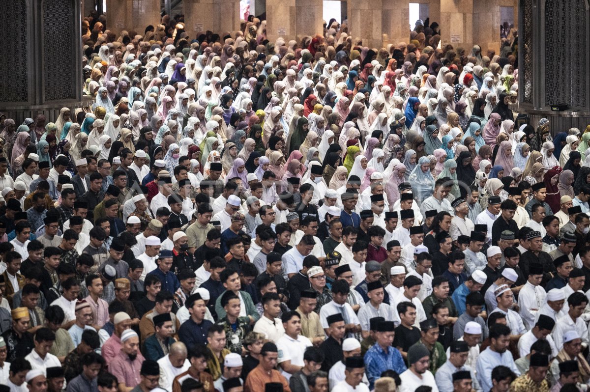 Shalat Idul Adha di Masjid Istiqlal | ANTARA Foto Shalat Idul Adha di Masjid Istiqlal | ANTARA Foto