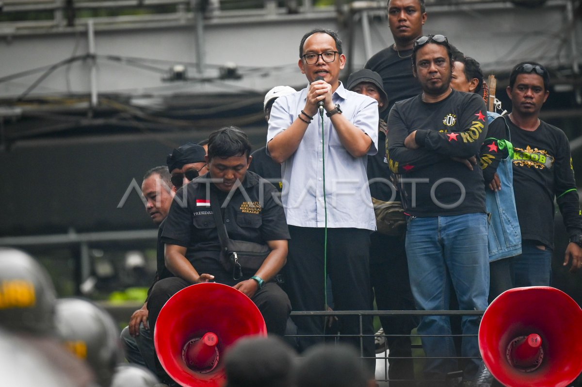 Kemenkominfo tanggapi unjuk rasa ojek daring | ANTARA Foto Kemenkominfo tanggapi unjuk rasa ojek daring | ANTARA Foto