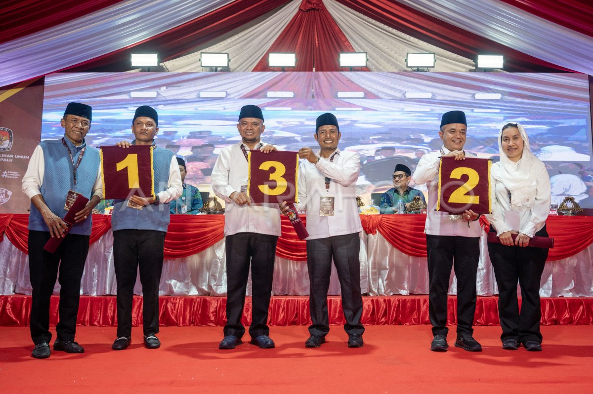 Pengundian nomor urut Pilkada Kota Palu | ANTARA Foto