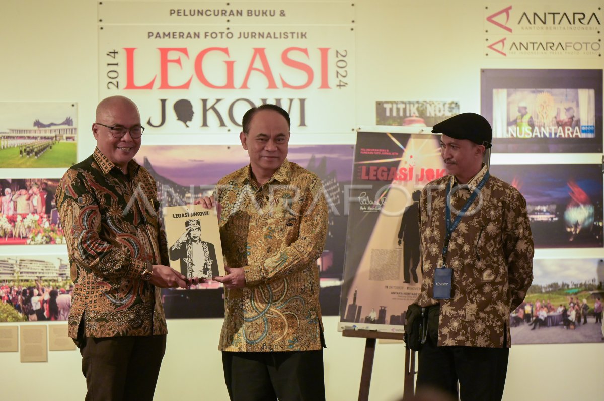 Peluncuran buku dan pameran foto Legasi Jokowi 2014-2024 | ANTARA Foto