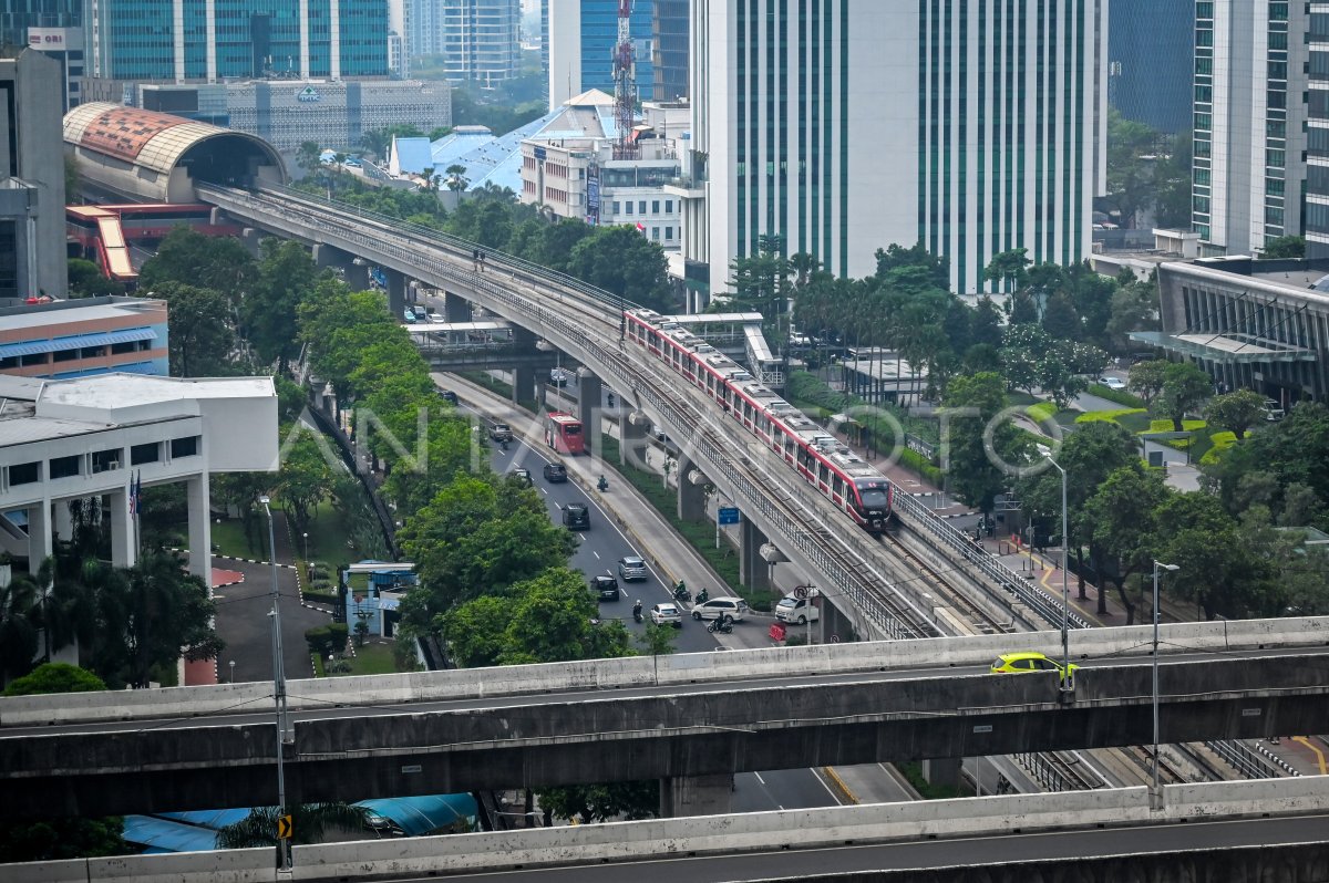 Pemanfaatan big data pada sistem transportasi Indonesia | ANTARA Foto Pemanfaatan big data pada sistem transportasi Indonesia | ANTARA Foto