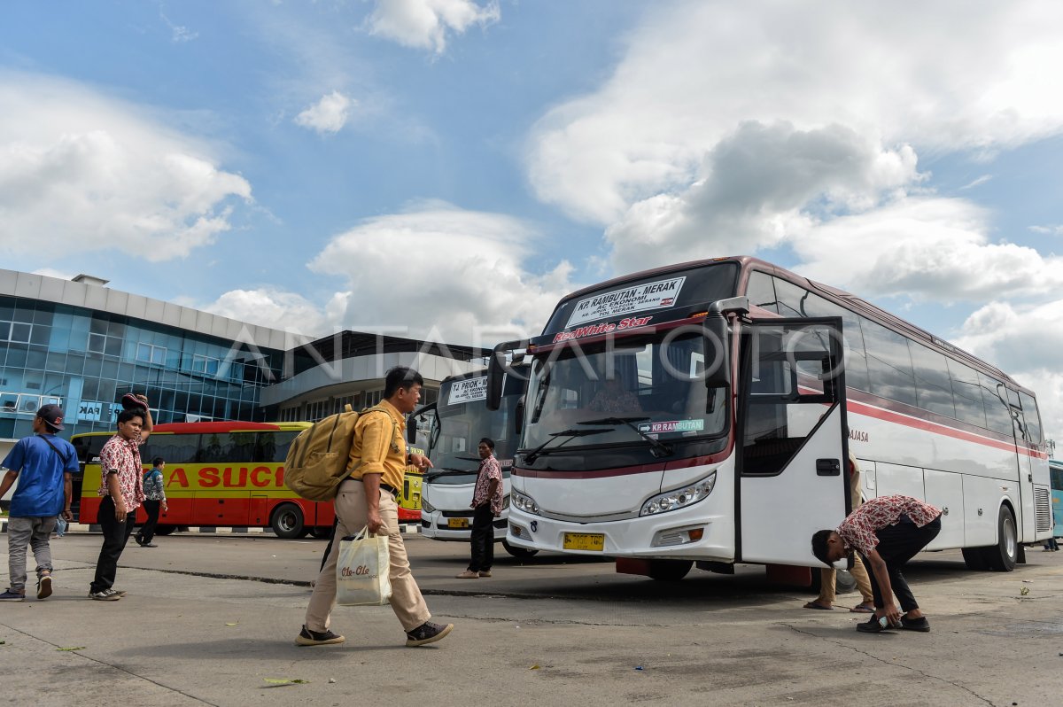 Kesiapan bus angkutan Natal dan tahun baru di Banten | ANTARA Foto