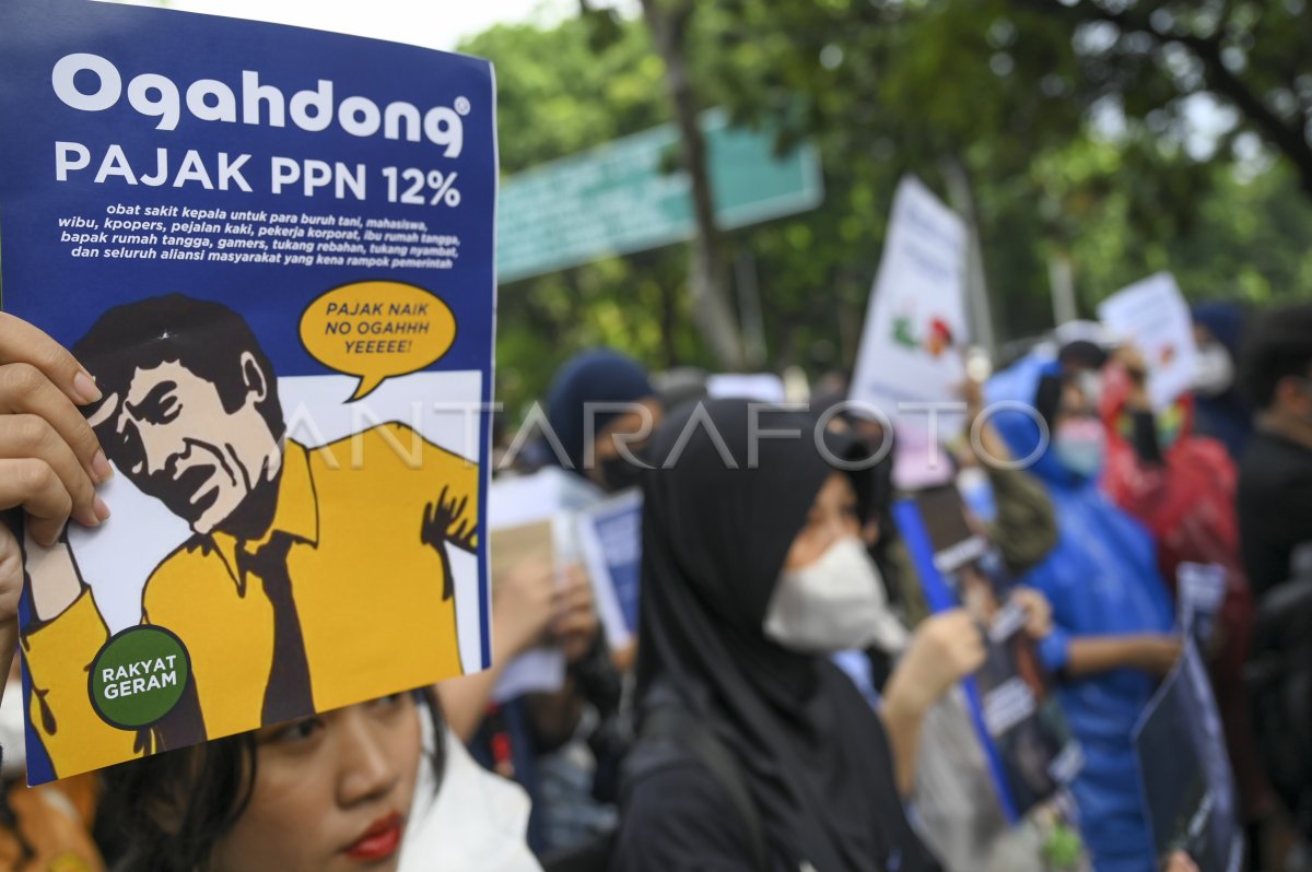 Aksi tolak PPN 12 persen | ANTARA Foto