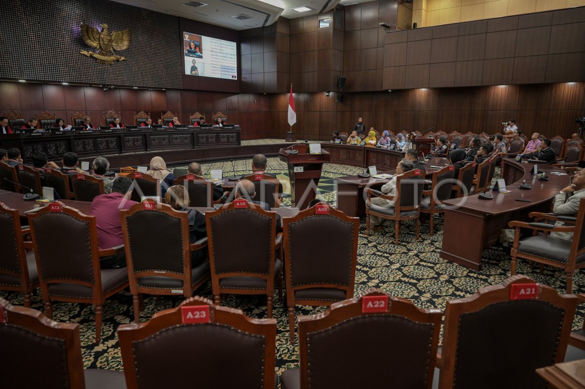 MK hapus persyaratan ambang batas pencalonan presiden | ANTARA Foto