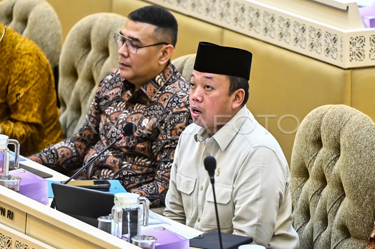 Raker Menteri ATR/BPN dengan Komisi II DPR | ANTARA Foto