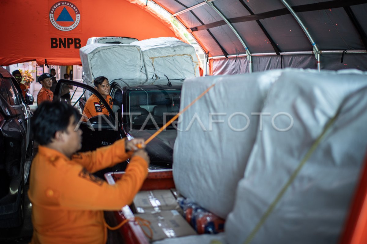 Bantuan BNPB untuk korban banjir | ANTARA Foto