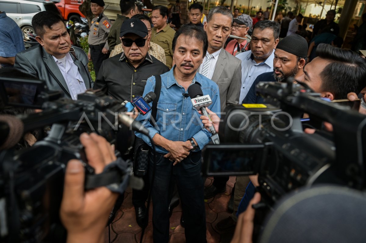 Roy Suryo diperiksa terkait kasus tudingan ijazah palsu Jokowi | ANTARA Foto