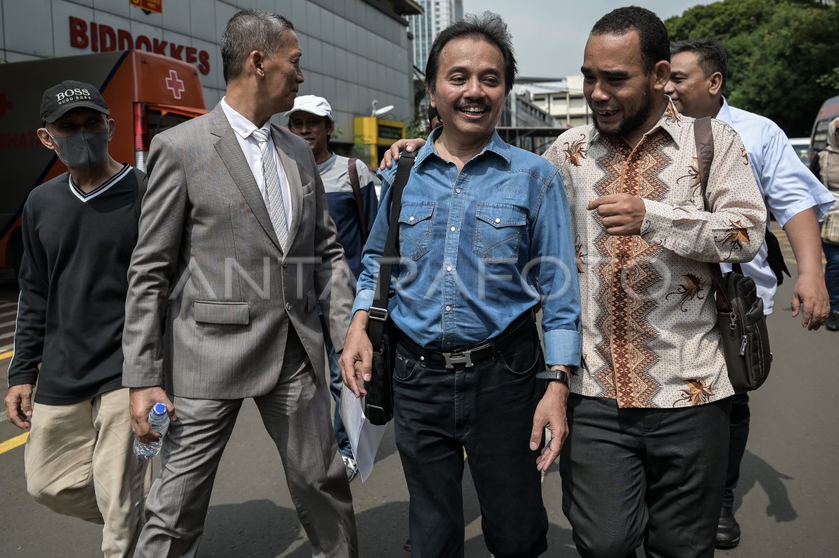 Roy Suryo diperiksa terkait kasus tudingan ijazah palsu Jokowi | ANTARA Foto