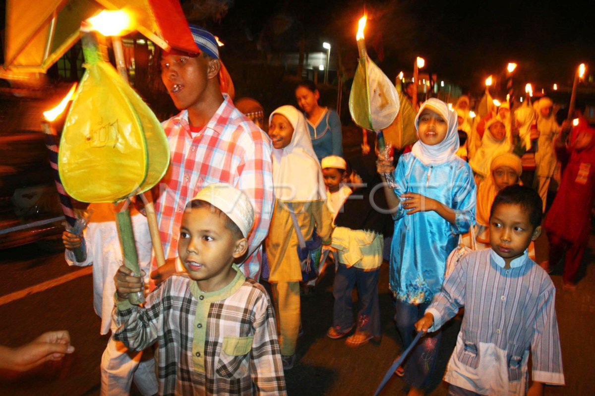 TAKBIR KELILING | ANTARA Foto TAKBIR KELILING | ANTARA Foto