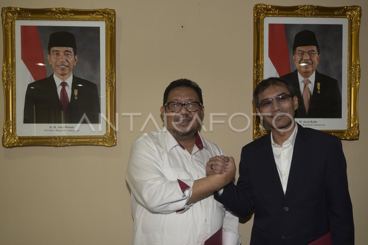 PERGANTIAN DIRUT LKBN ANTARA | ANTARA Foto