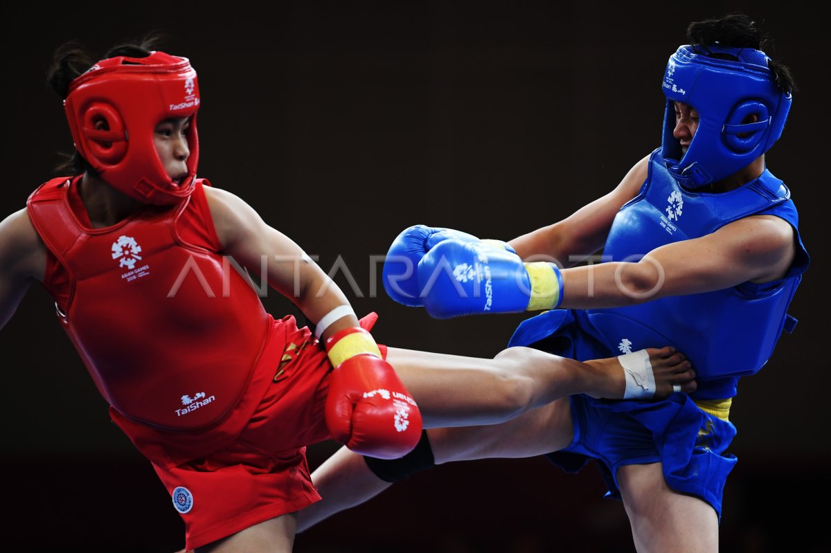 WUSHU SANDA HIJA 60 KG INDIAN VS CHINA | ANTARA Foto