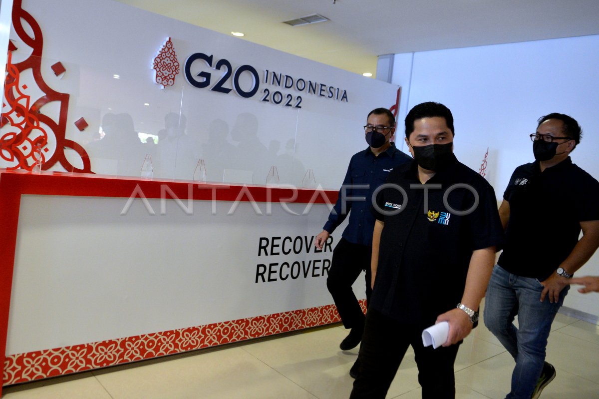 MENTERI BUMN TINJAU BANDARA BALI | ANTARA Foto