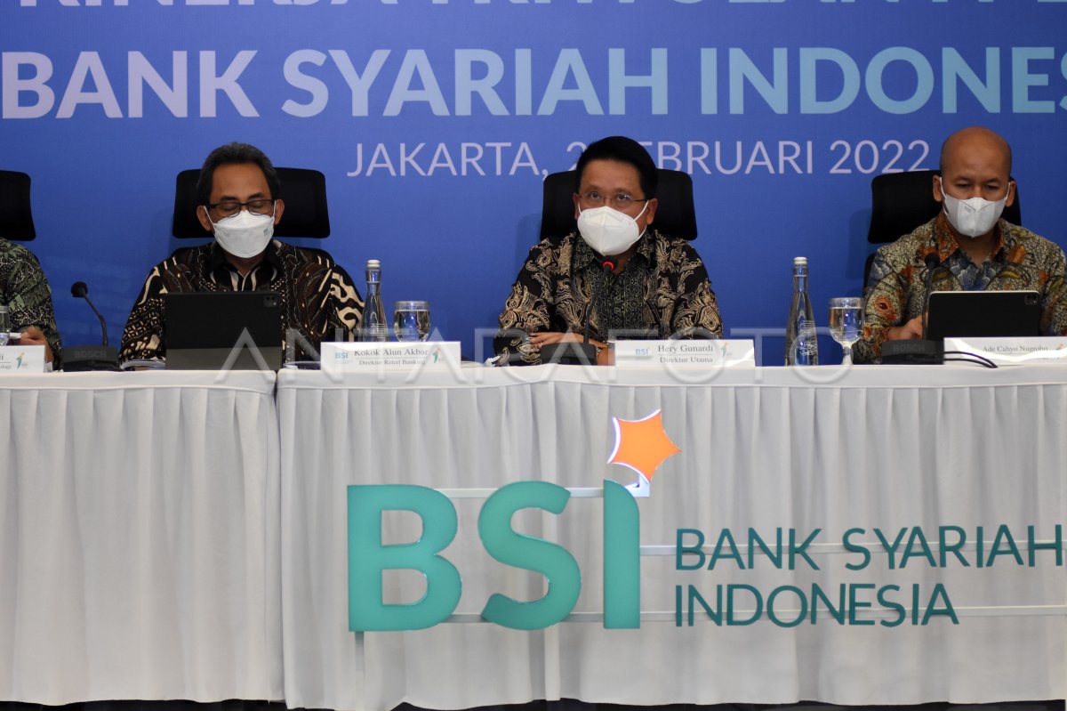 IV/2021 TRIWULAN PERFORMANCE DISPLAY INDONESIAN SYARIAH BANK | ANTARA Foto
