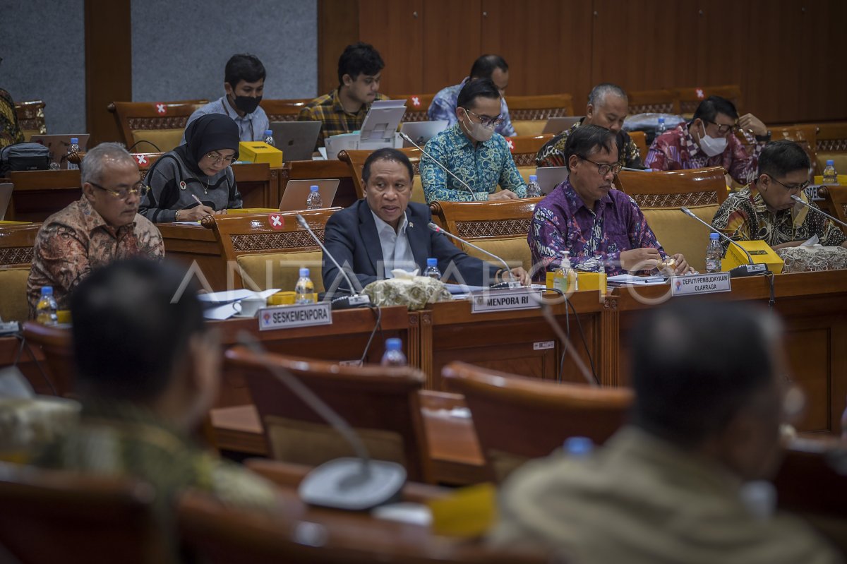 RAPAT KERJA KEMENPORA DENGAN KOMISI X DPR RI | ANTARA Foto