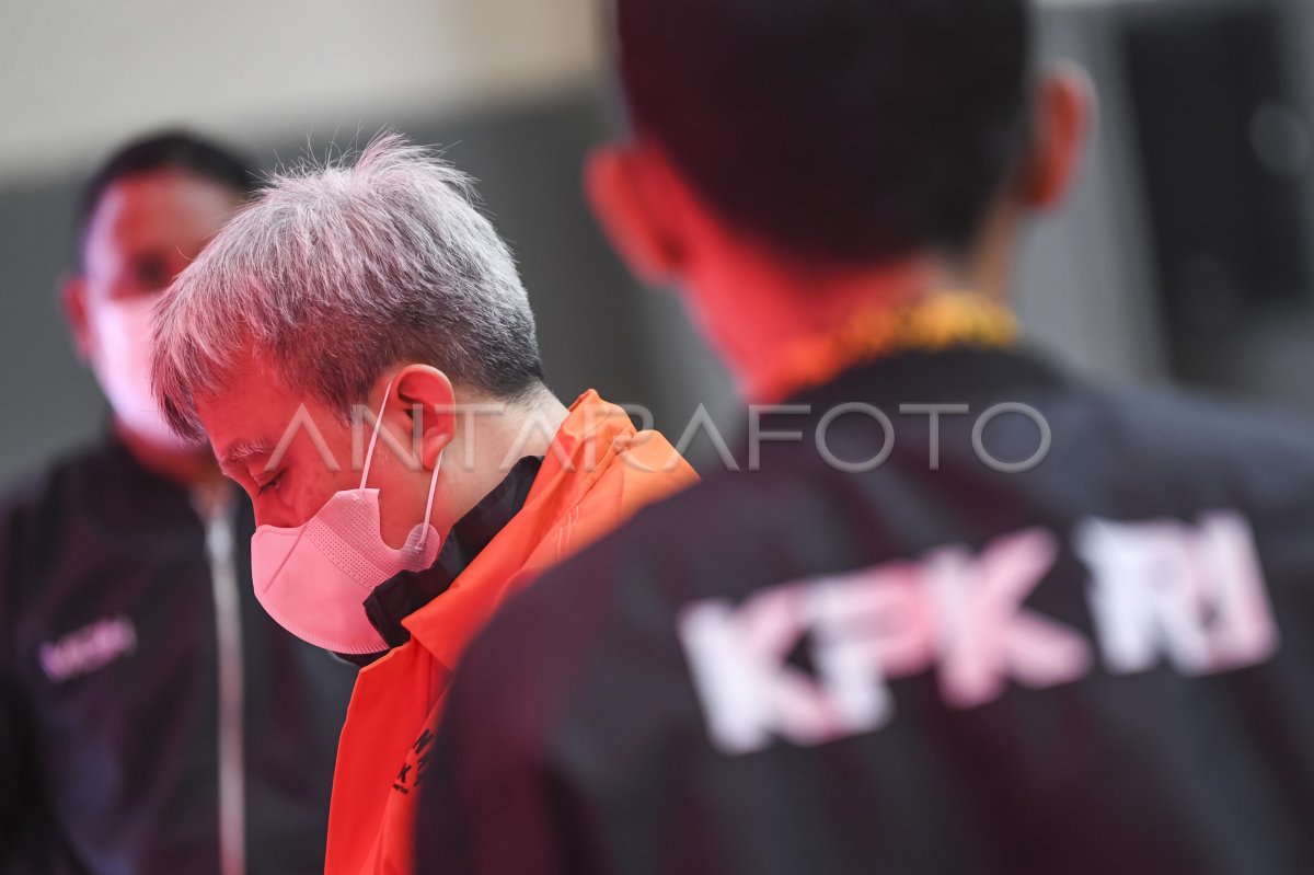 KPK tahan mantan Dirut PT Amarta Karya | ANTARA Foto KPK tahan mantan Dirut PT Amarta Karya | ANTARA Foto